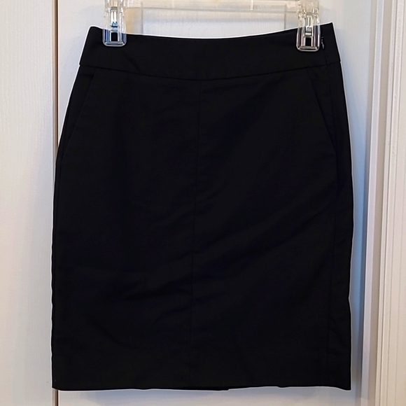 Banana Republic | Skirts | Banana Republic Black Pencil Skirt | Poshmark
